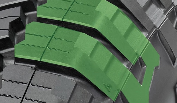 Falken Wildpeak A/T AT3WA Omuz